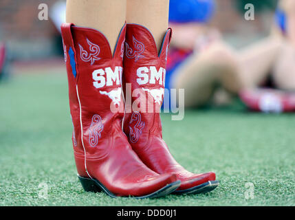 University Park, TX, USA. 30th Aug, 2013. Southern Methodist Mustangs ...