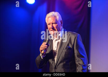 roy walker stand up comedian comedy act catch phrase Stock Photo - Alamy