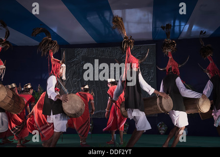 Tribal dance of Bison Horn Maria tribe Jagdalpur, Chhattisgarh, India ...