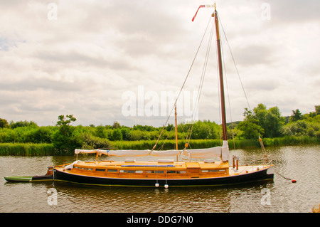 Norfolk Wherry yacht sailing on the River Bure in the Norfolk Broads ...