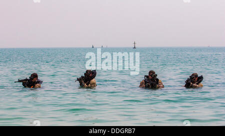 Gulf of Oman, USS Keserage. 01st Sep, 2013. A U.S. Marine special ...