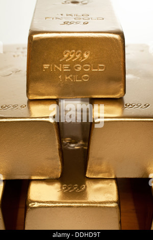 Stacked gold bars Stock Photo - Alamy