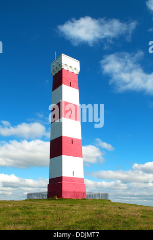 The Gribbin Daymark Tower at Gribbin Head on the South West Coast path ...