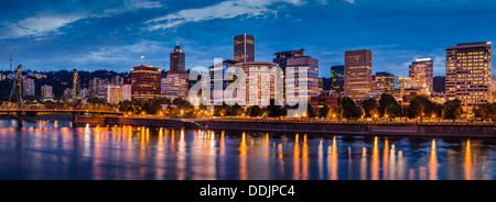 USA, Oregon, Portland, Downtown reflections in high rise windows Stock ...