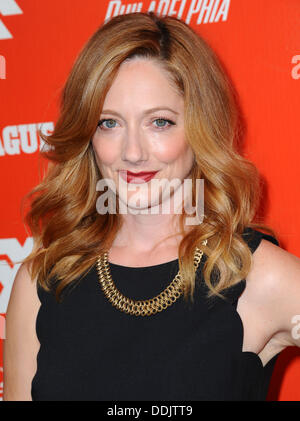 Judy Greer attending the season 4 premiere of "Arrested Development" in ...