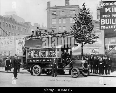 LONDON BUS about 1908 Stock Photo - Alamy
