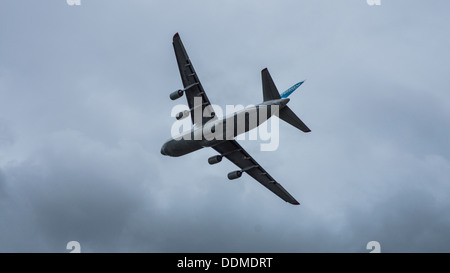 Antonov 124-100 AN 124-100 worlds biggest plane four 4 jet engines jet ...