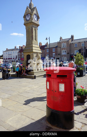 The Market Place in Thirsk town centre North Yorkshire UK on a sunny ...