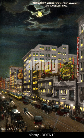 Broadway at night, 'The great white way,' Portland, Oregon , Cities ...