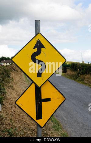 Road bends to the right road sign Stock Photo - Alamy