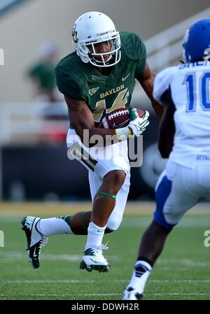 Waco, TX, USA. 7th Sep, 2013. Baylor Bears wide receiver Jay Lee #4 ...