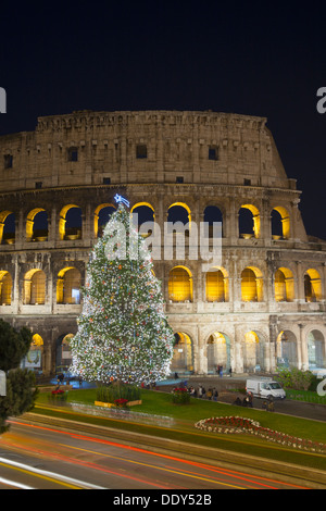Christmas tree by the Colosseum, Rome, Italy Stock Photo - Alamy