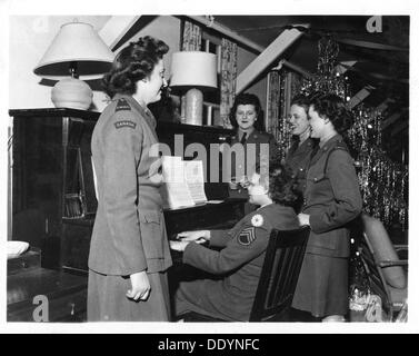 Portrait: US Army (USA) Sergeant Major of the Army (SMA) Glen E ...