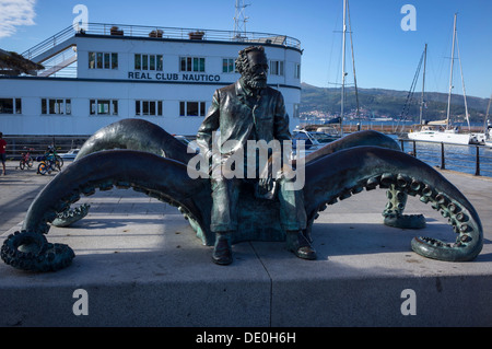 Statue of Jules Verne at Vigo Stock Photo - Alamy