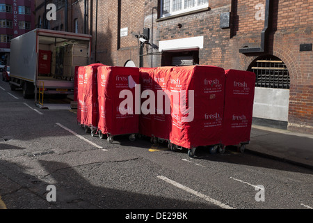 delivery of fresh linens Stock Photo - Alamy