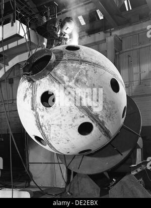 Construction of deep sea inspection chambers, Markham & Co ...