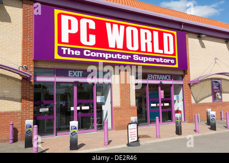 PC World Superstore shopfront computer retail shop uk shopfronts Stock ...