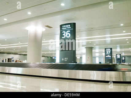Baggage claim area Stock Photo - Alamy