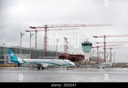 Munich Airport Terminal 1 with expansion in Germany Stock Photo - Alamy