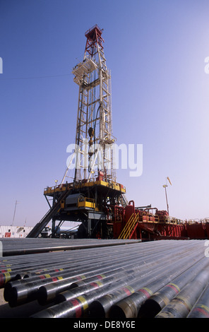 A Land Based Drilling Rig Stock Photo - Alamy