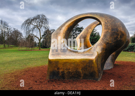 Henry Moore sculpture Double Oval 1966 Stock Photo: 15329307 - Alamy