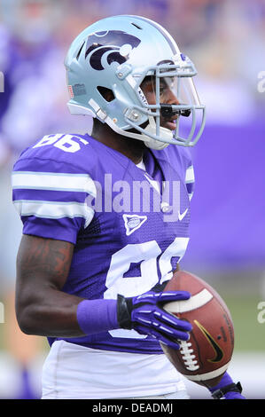 Manhattan, Kansas, USA. 14th Sep, 2013. September14,2013: in action ...