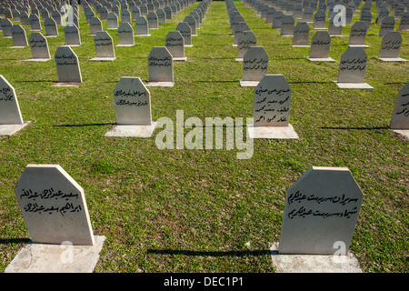 Graves on Halabja cemetery, Halabja, Iraqi Kurdistan, Iraq Stock Photo ...