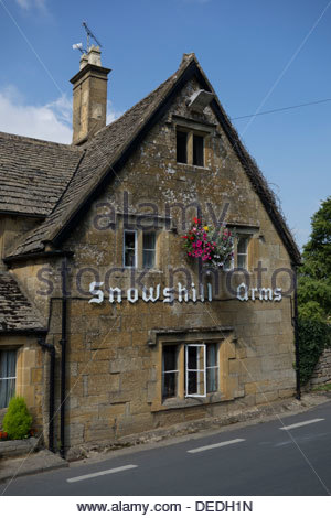 Snowshill Arms Pub, Snowshill, Gloucestershire, UK Stock Photo ...