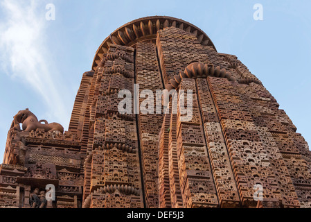 Hindu temple, built by Chandela Rajputs, at Western site in India's ...
