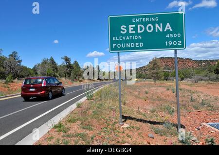 Welcome to Sedona Arizona sign Stock Photo: 31416887 - Alamy
