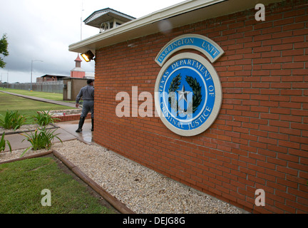 Exterior, signs and security measures at the all male Darrington Unit ...