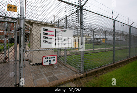 Exterior, signs and security measures at the all male Darrington Unit ...