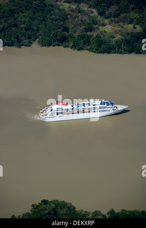 CRUISE SHIP CULEBRA GALLIARD CUT PANAMA CANAL REPUBLIC OF PANAMA Stock ...