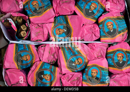 Indian Beedies / Beedi / Cigarettes Stock Photo - Alamy