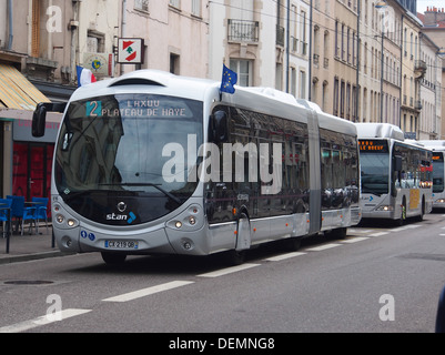The IVECO Irisbus Crealis Neo is a modern articulated bus operating on ...