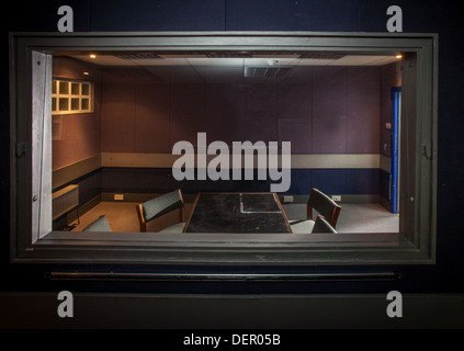 Police interrogation / interview room Stock Photo - Alamy
