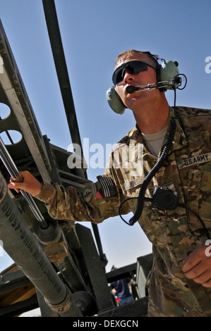 Staff Sgt. Tyronne Jones with Headquarters and Headquarters Troop ...