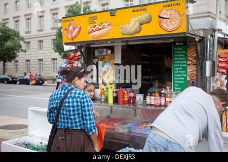 Hot dog vendor cart - Washington, DC USA Stock Photo - Alamy