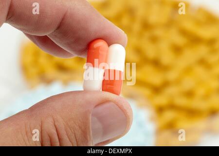 Samples of capsules, Generic drugs, Pharmaceutical plant, Drug ...