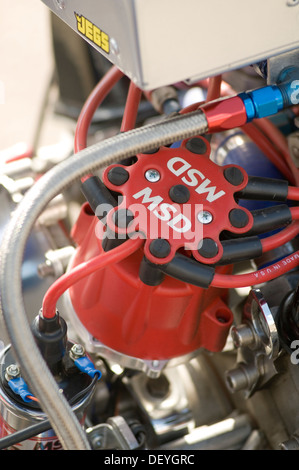 Engine ignition system distributor and high-voltage ignition cable ...