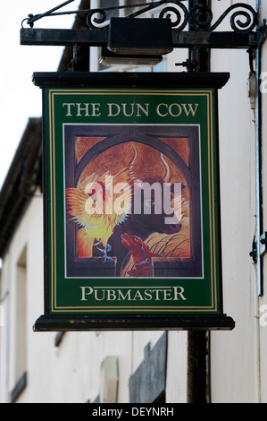 Sign for the Dun Cow pub in Dunchurch, Warwickshire, England UK Stock ...