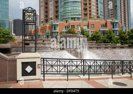 Centennial Fountain. River Esplanade Park. Chicago Illinois Stock Photo ...