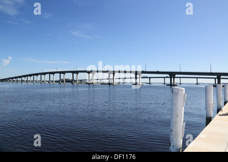 bridge over the caloosahatchee river fort myers on the florida coast ...