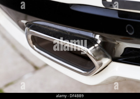 Citroen DS5 Sport Chic Hybrid4 Airdream Stock Photo - Alamy