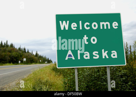 Welcome to Yukon Territory sign marker boundary YT Canada at border ...