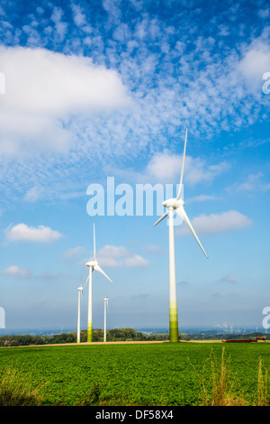 wind power station Stock Photo - Alamy