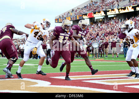 Texas State running back Terrence Franks (20) celebrates a touchdown ...