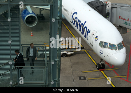 Condor Airways Boeing 757-500 airliner, Dusseldorf International ...