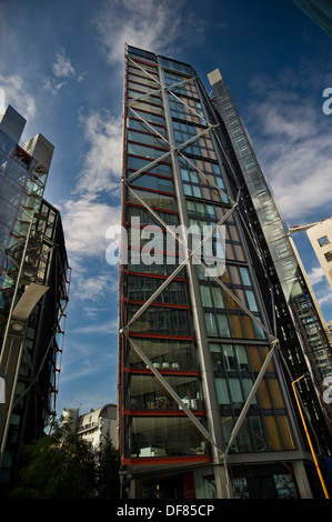 Tate modern and Neo Bankside Stock Photo - Alamy