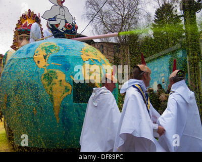 ´ BLANC MOUSSIS´ CARNAVAL DE STAVELOT BELGIUM Stock Photo - Alamy